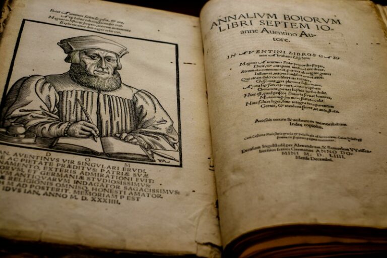 Unsere Geschichte - Aventinus Gymnasium Burghausen